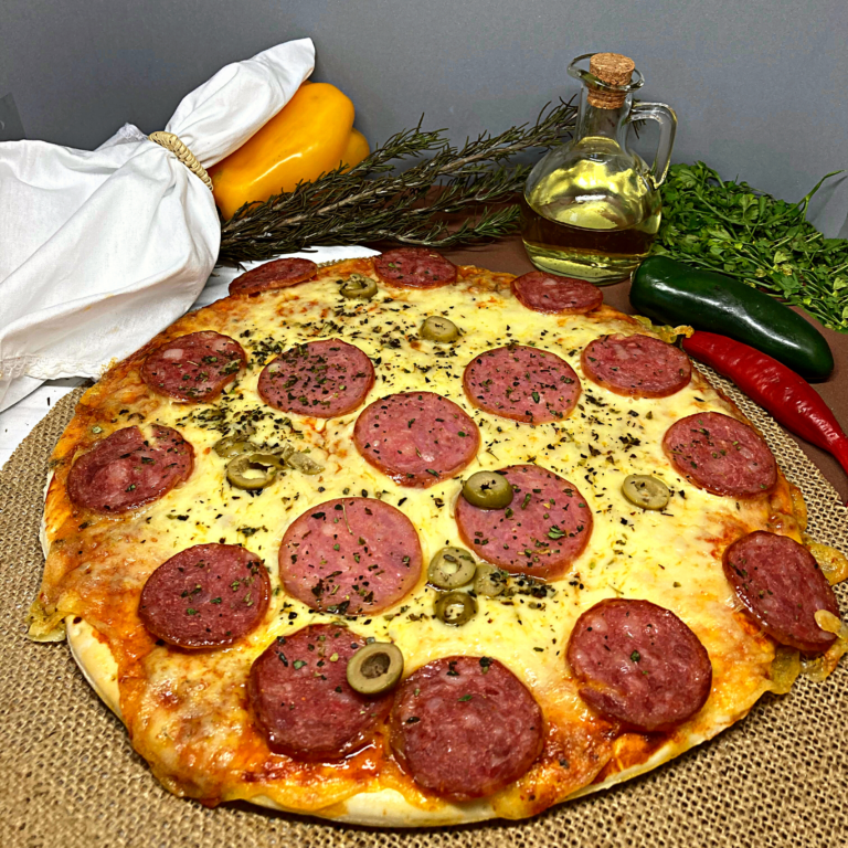 Pizza de Calabresa 600g – Garopaba Salgados